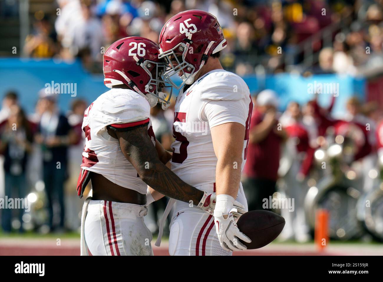 Alabama tight end Robbie Ouzts (45) celebrates his touchdown against ...