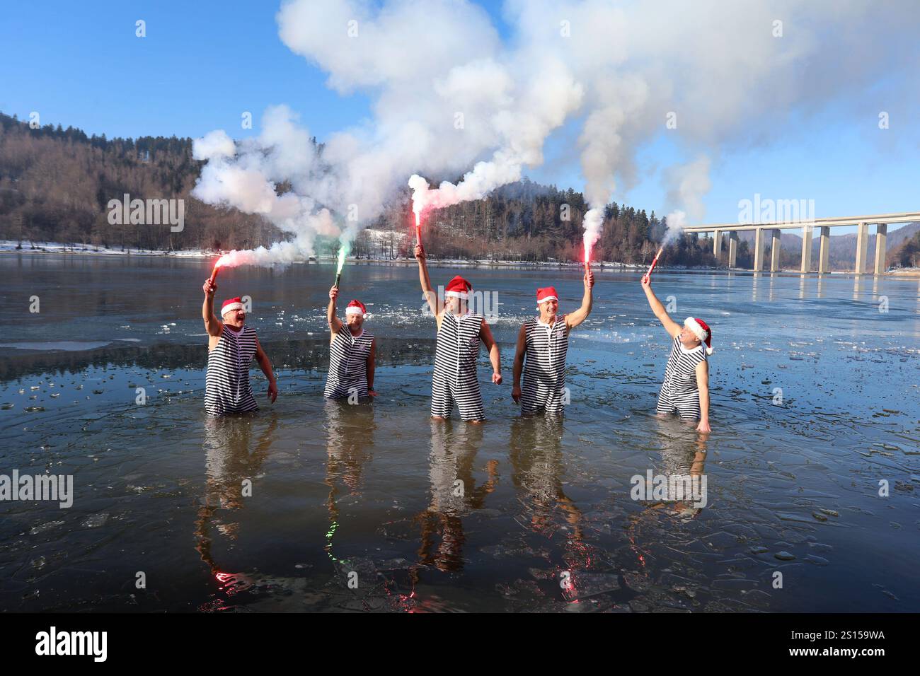 Fuzine, Croatia. 31st Dec, 2024. Opatija Kukali Winter Swimmers took a ...
