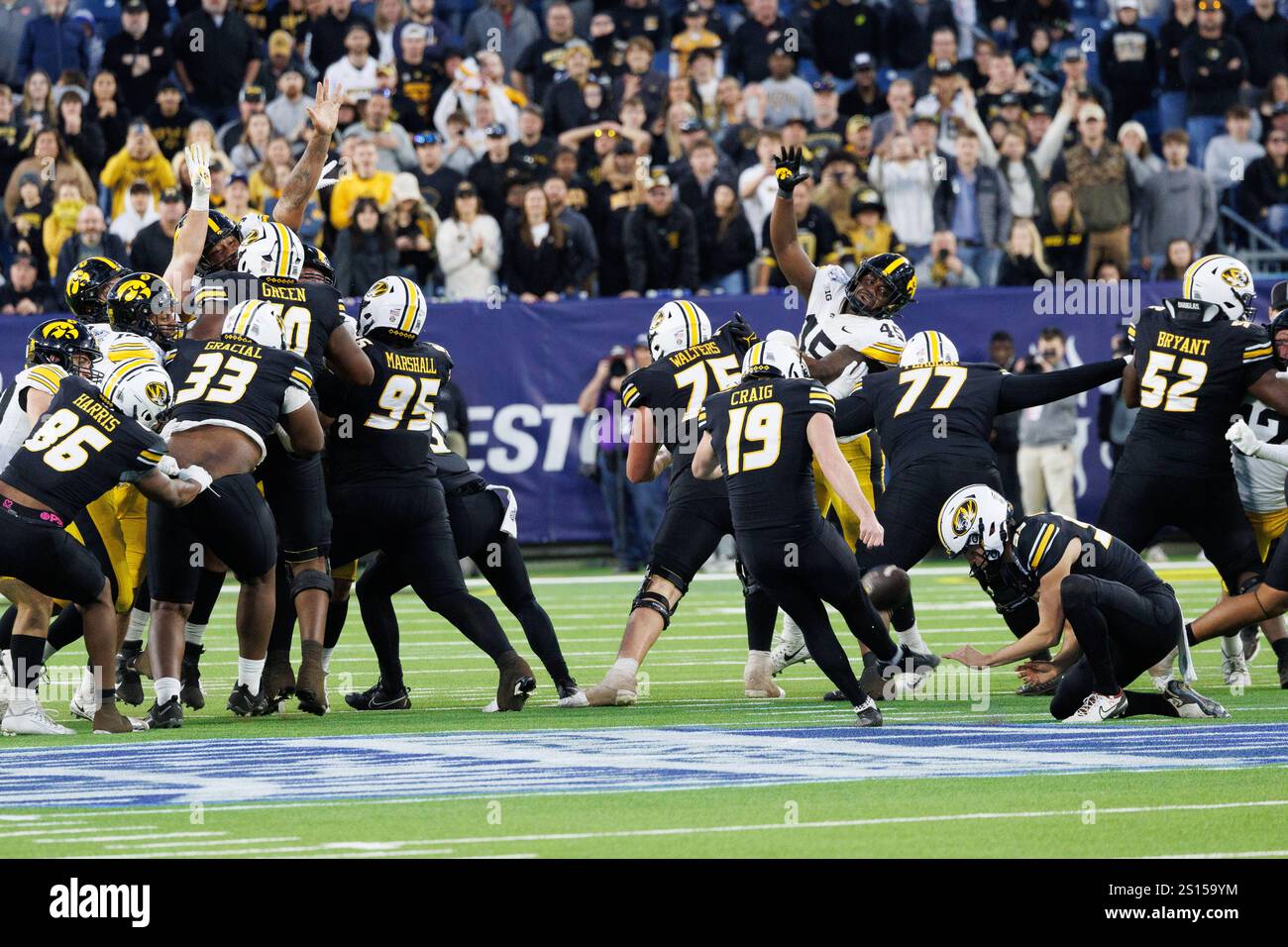 Nashville, Tennessee, USA. 30th Dec, 2024. Missouri Kicker Blake Craig ...