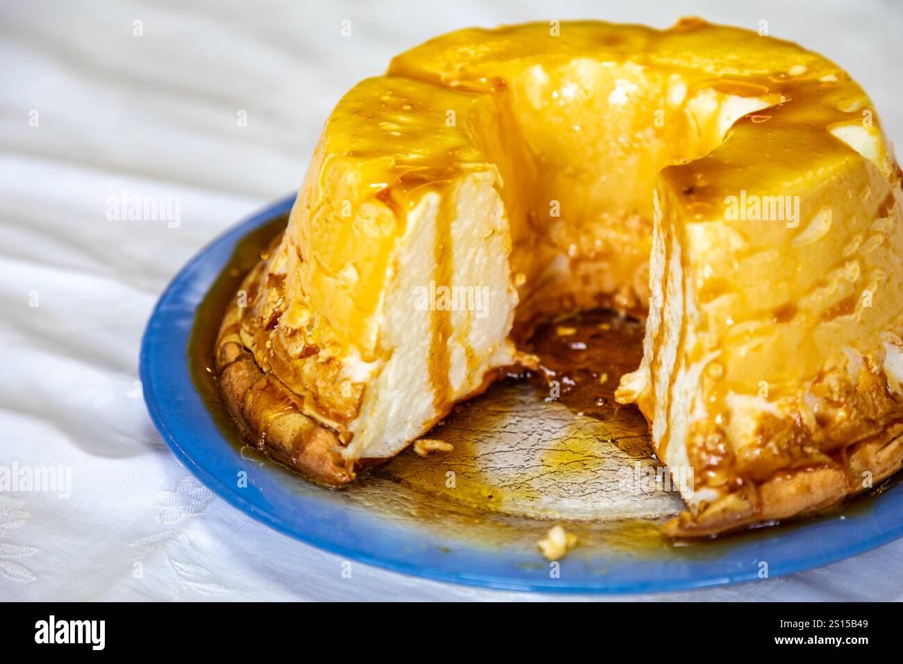 Traditional caramelized egg white pudding known as molotof or molotov Stock Photo - Alamy