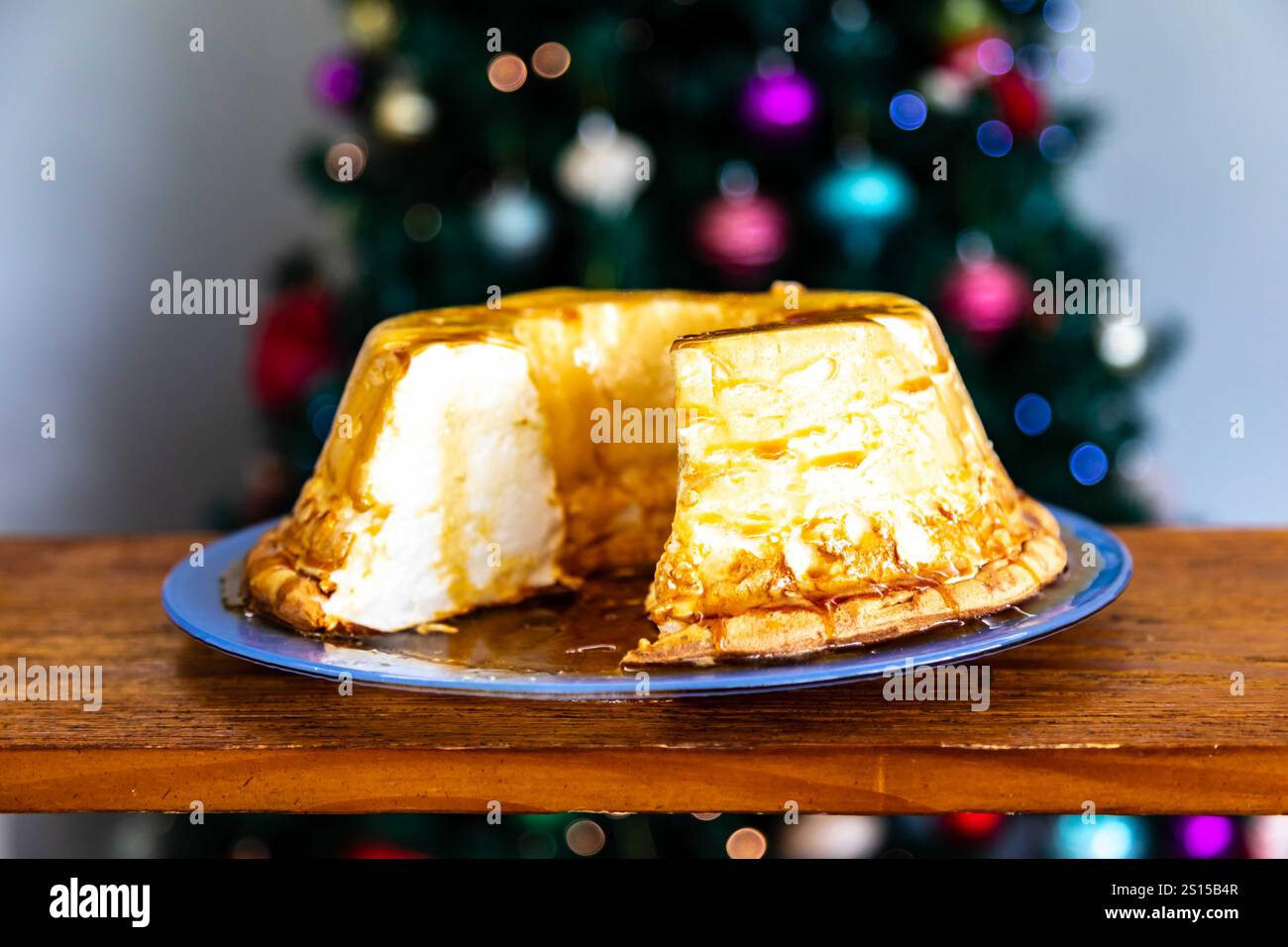 Traditional caramelized egg white pudding known as molotof or molotov Stock Photo - Alamy