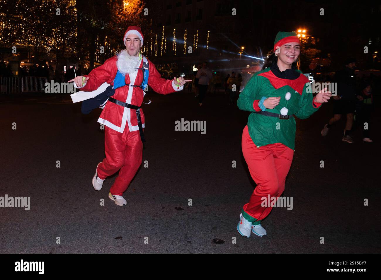 A runner during the San Silvestre Vallecana 2023 Popular Race, on 31 ...
