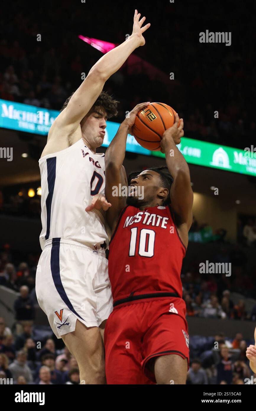 Charlottesville, VA, USA. 31st Dec, 2024. North Carolina State Wolfpack ...