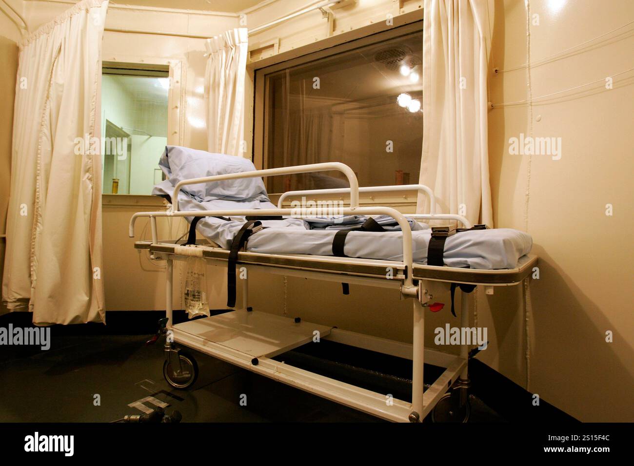 FILE - This May 2006 photo shows the execution chamber at Central ...