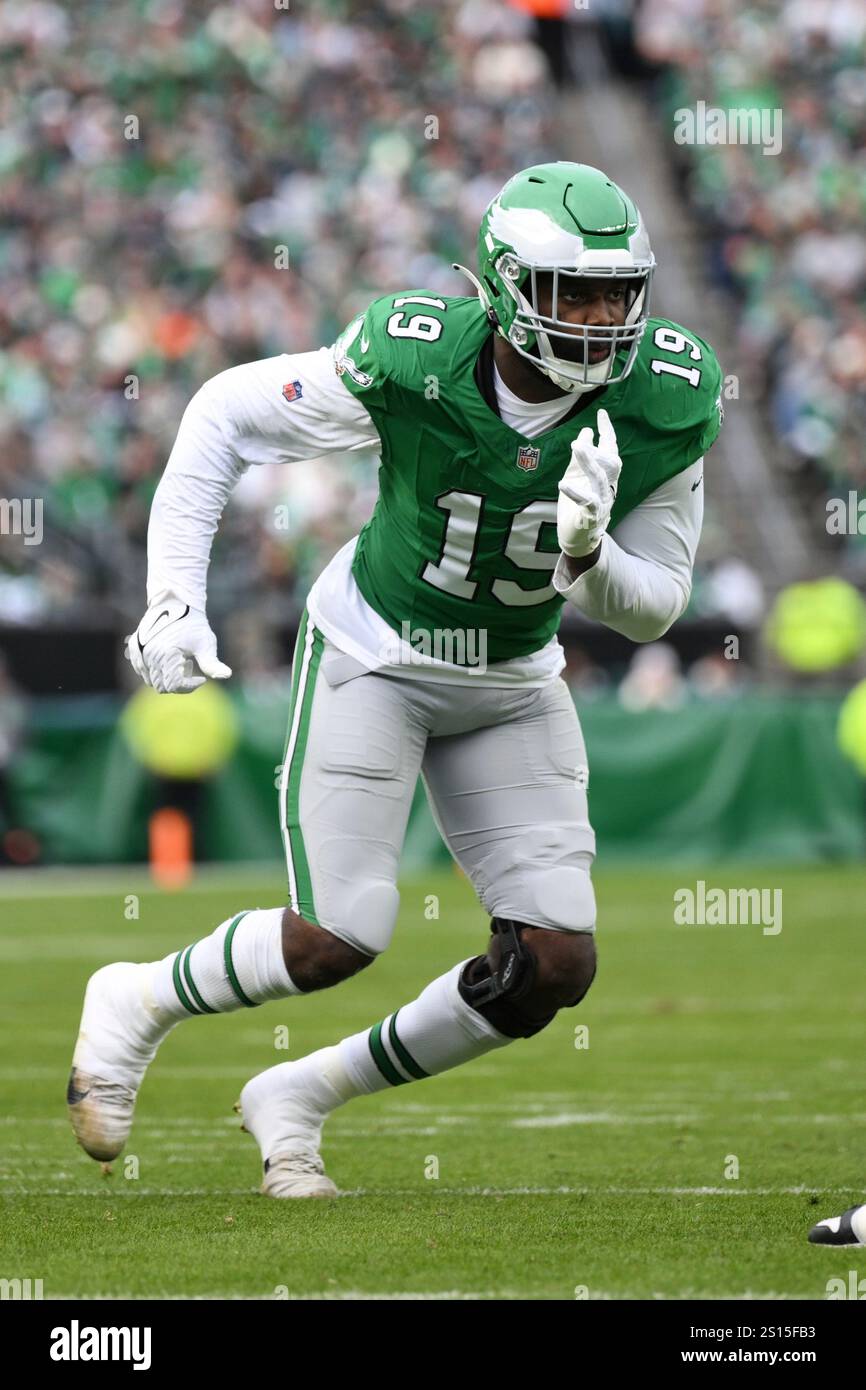 Philadelphia Eagles linebacker Josh Sweat (19) in action during the ...