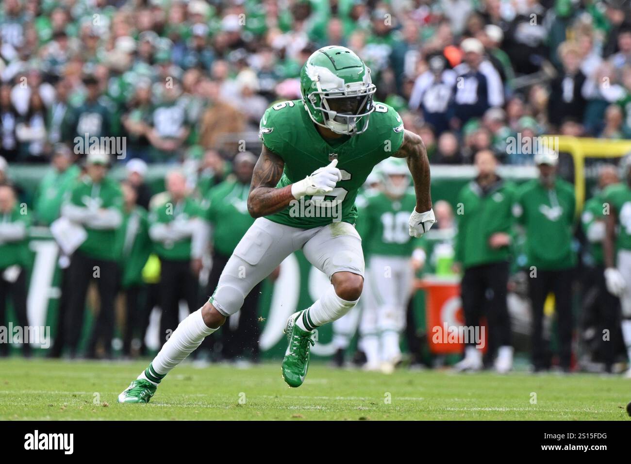 Philadelphia Eagles wide receiver DeVonta Smith (6) in action during ...