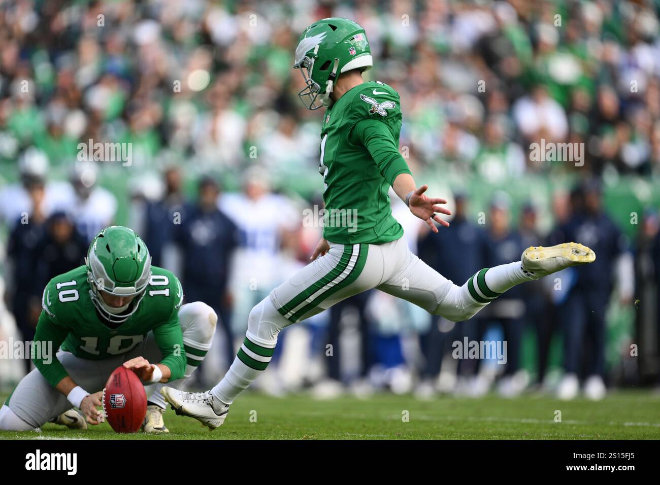 Philadelphia Eagles place kicker Jake Elliott kicks a field goal as ...