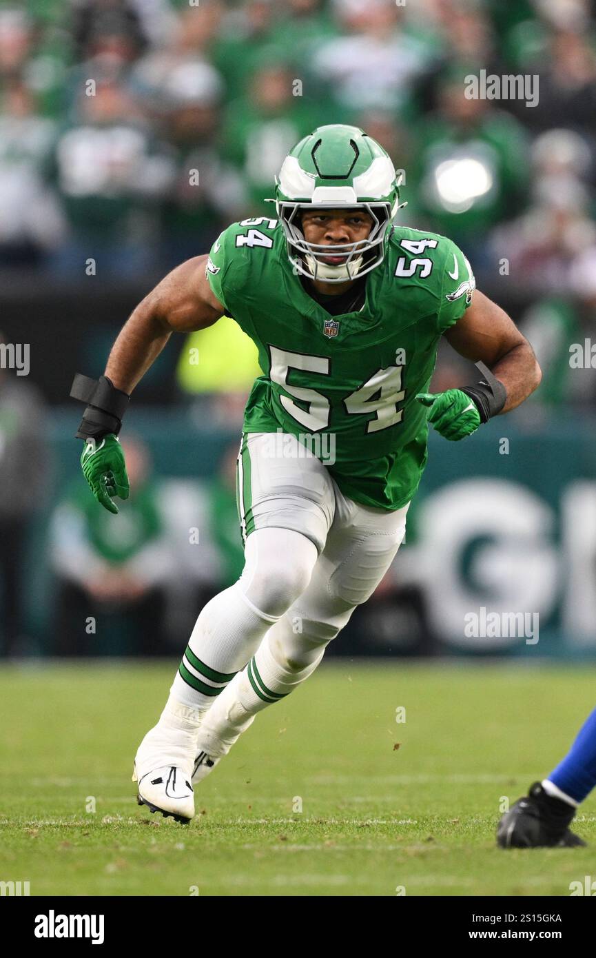 Philadelphia Eagles linebacker Jeremiah Trotter Jr. (54) in action ...