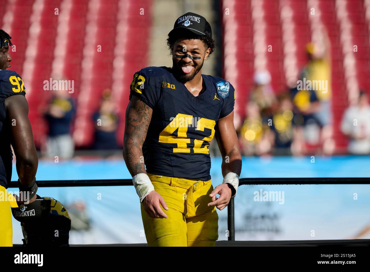 Tampa, Florida, USA.31st December, 2024. Michigan Wolverines defensive ...