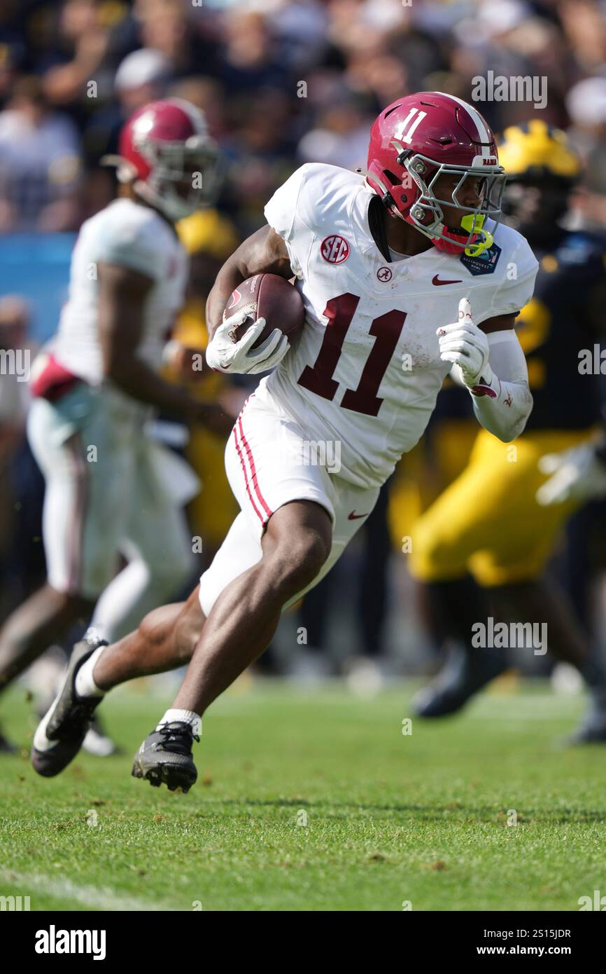 TAMPA, FL - DECEMBER 31: Alabama Crimson Tide wide receiver Rico Scott ...