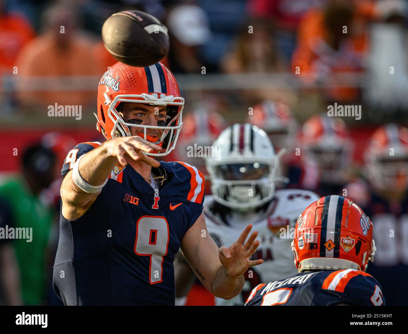 December 31, 2024: Illinois Fighting Illini quarterback Luke Altmyer (9 ...