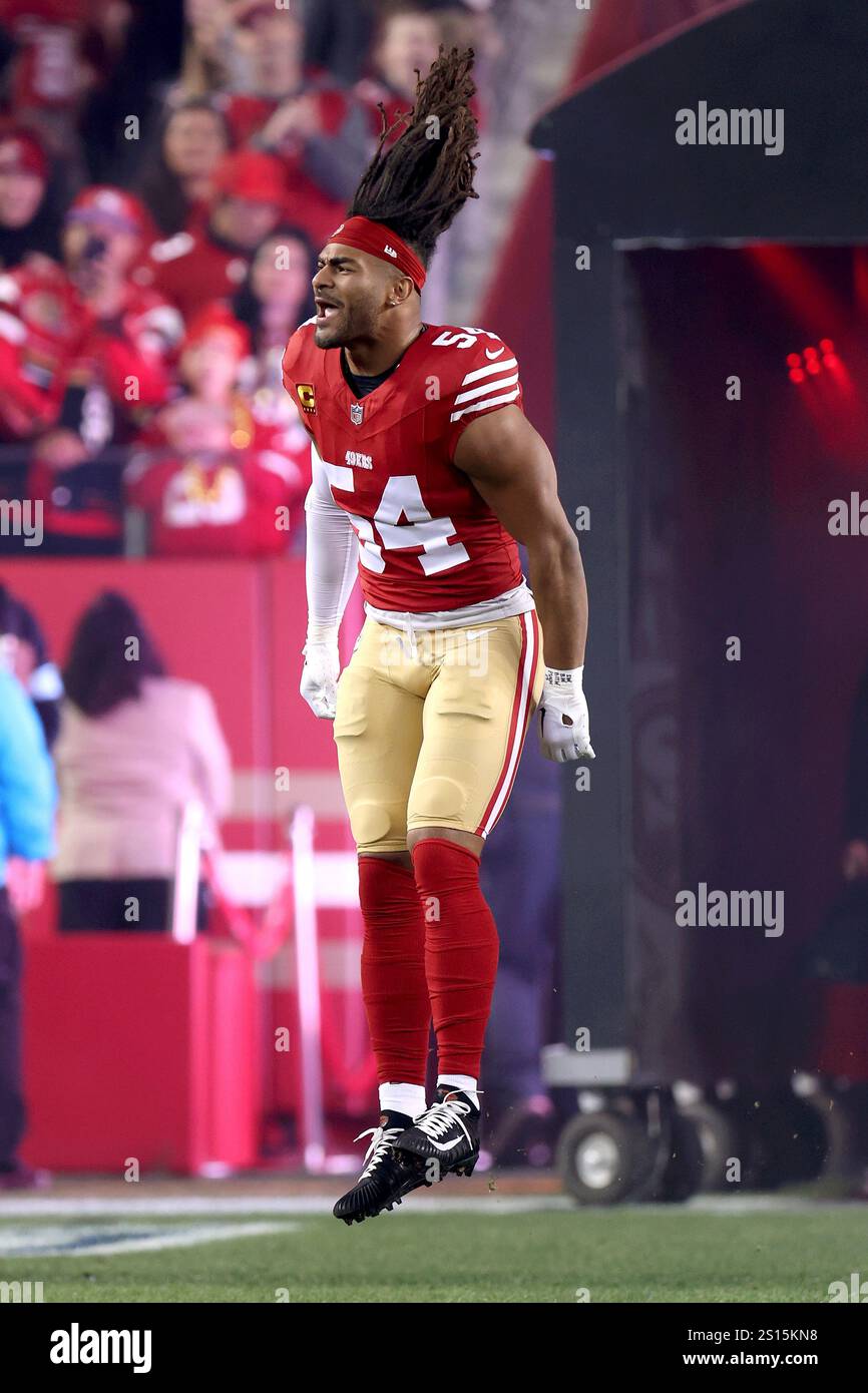 San Francisco 49ers linebacker Fred Warner (54) runs onto the field ...