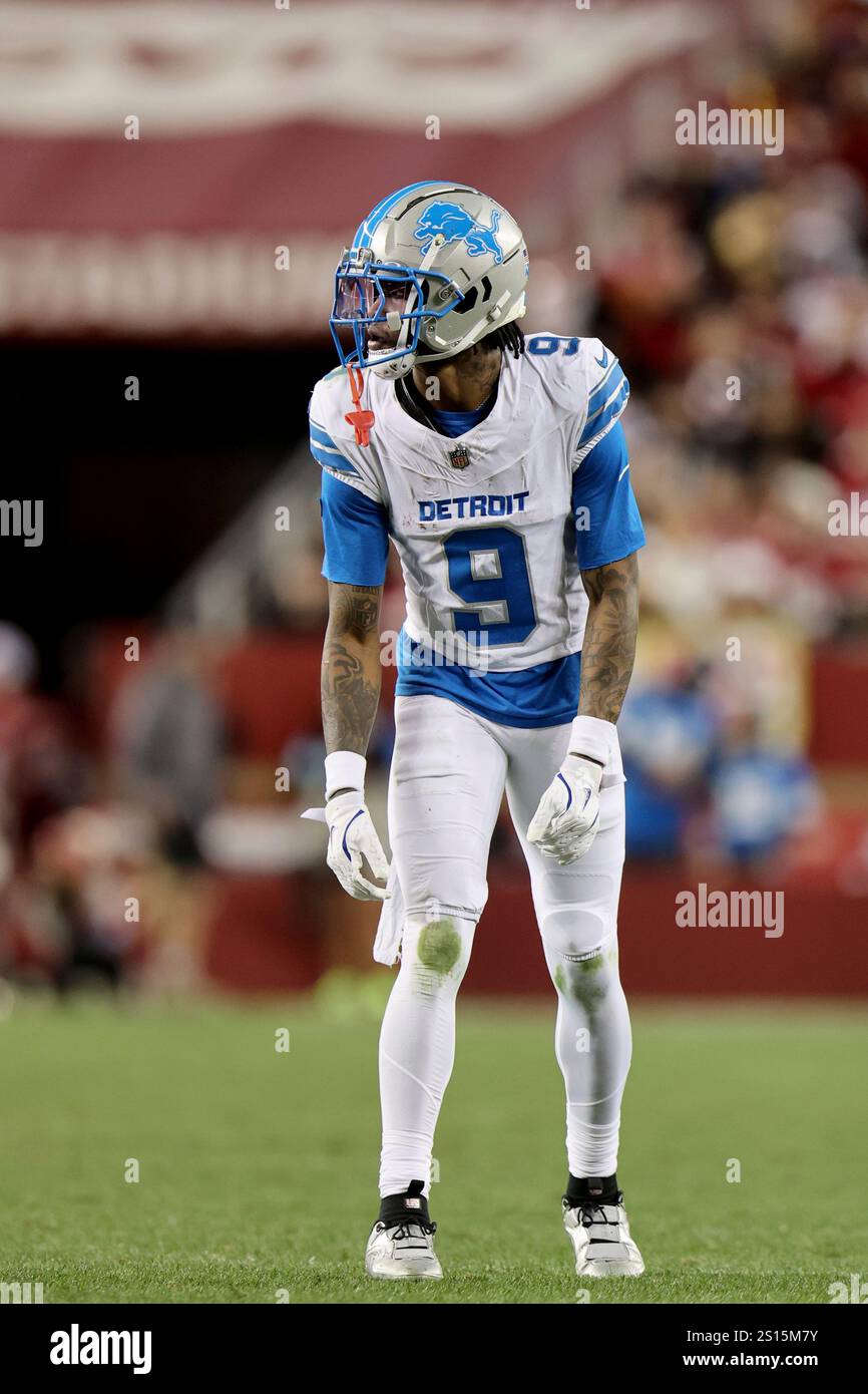 Detroit Lions wide receiver Jameson Williams (9) lines up during an NFL ...