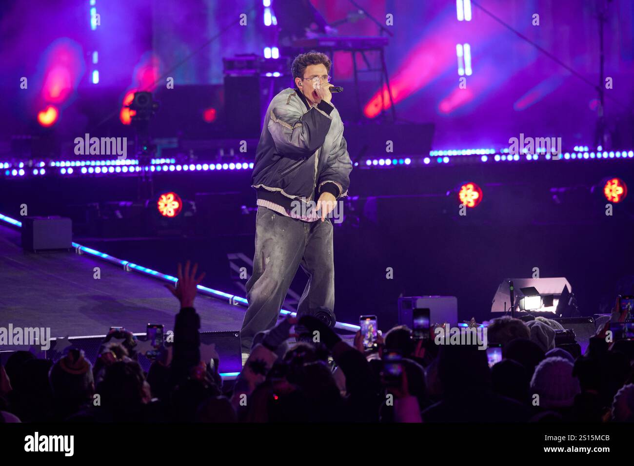 Berlin, Germany. 01st Jan, 2025. The singer Kamrad is on stage at the ...