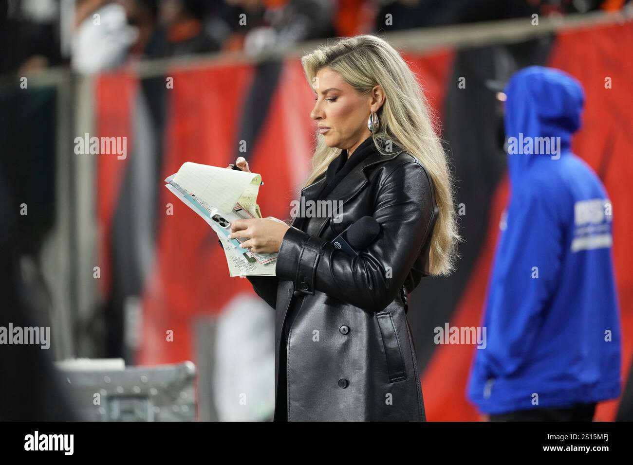 CBS Sports sideline reporter Melanie Collins during the second half of ...