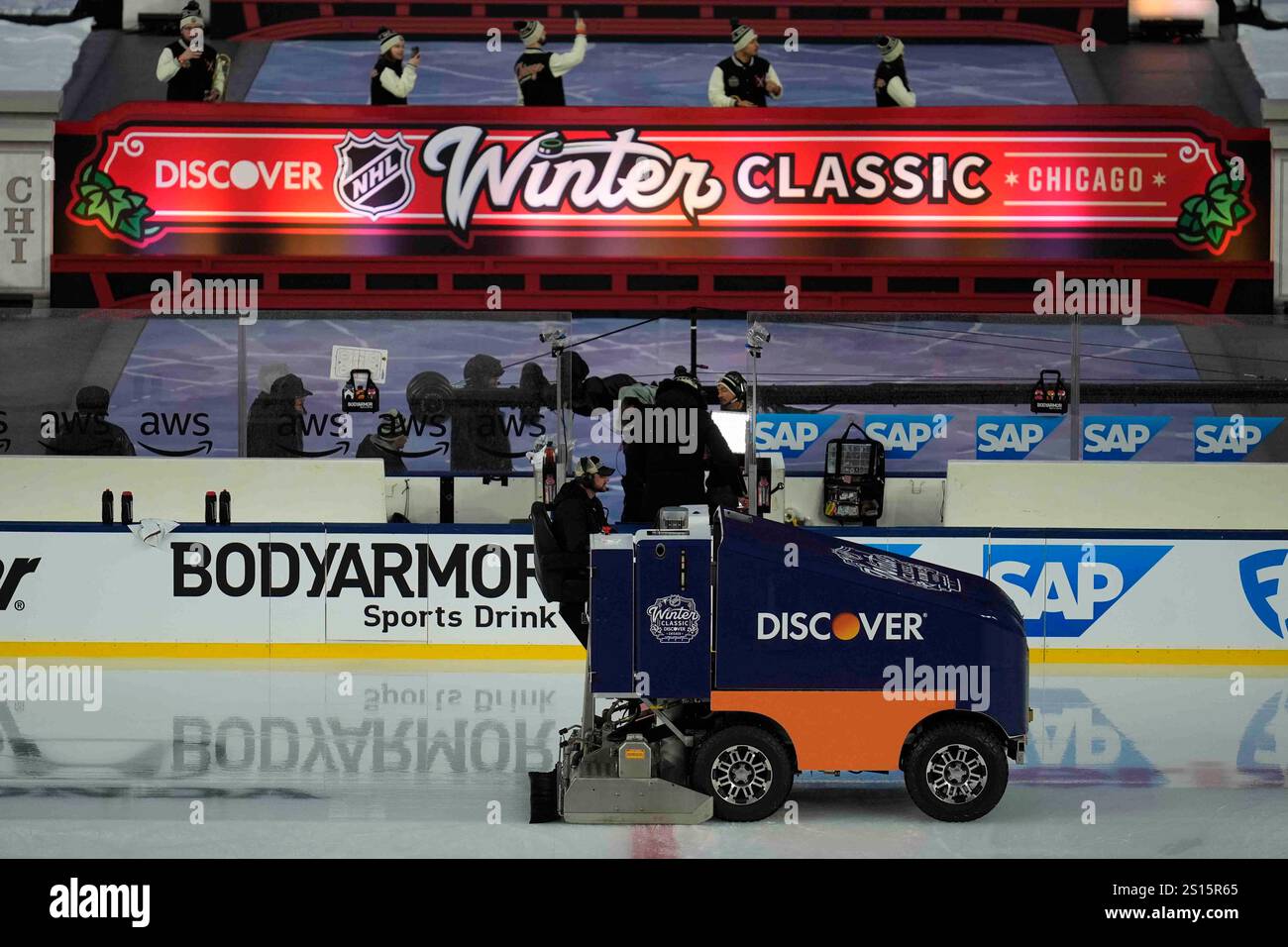 CORRECTS DESCRIPTION OF MACHINE CLEARING THE ICE. IT IS NOT A ZAMBONI ...