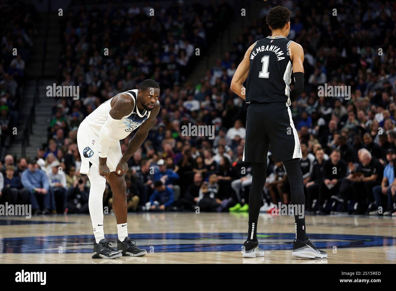 Minnesota Timberwolves forward Julius Randle (30) looks up at San ...