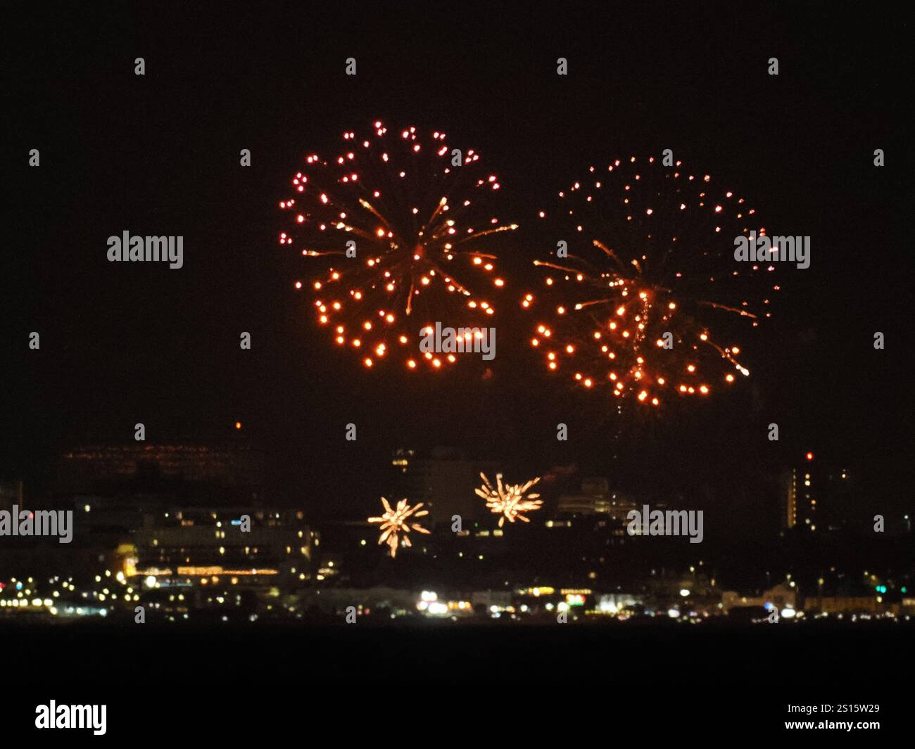 Sheerness, Kent, UK. 31st Dec, 2024. Southend-on-sea's New Year's Eve ...