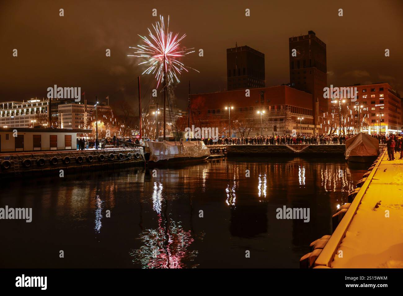 Oslo, Norway. 31st Dec, 2024. Oslo 20241231. Oslo Municipality rings in ...