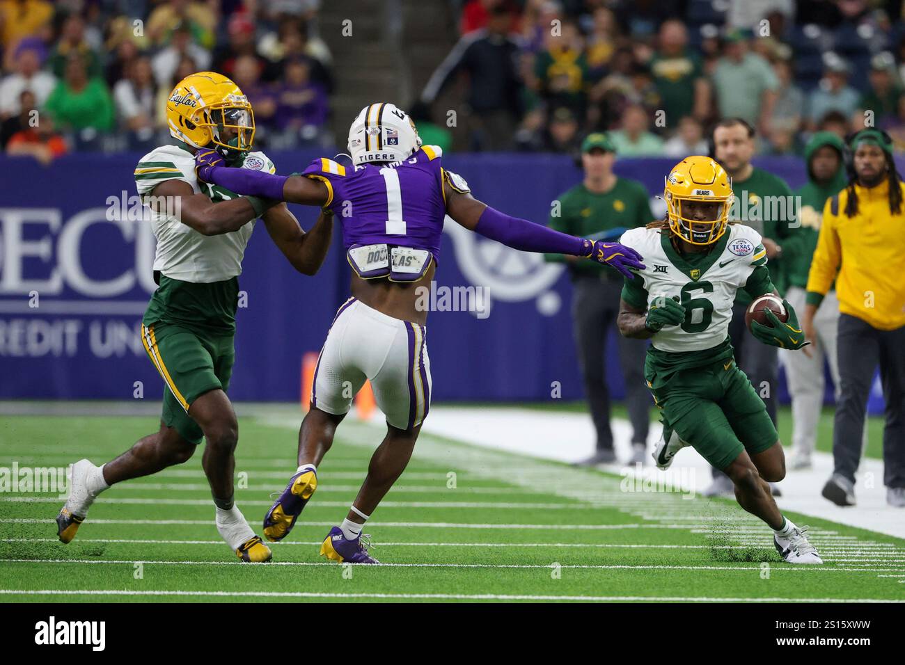 HOUSTON, TX - DECEMBER 31: Baylor Bears wide receiver Ashtyn Hawkins (6) runs along the ...