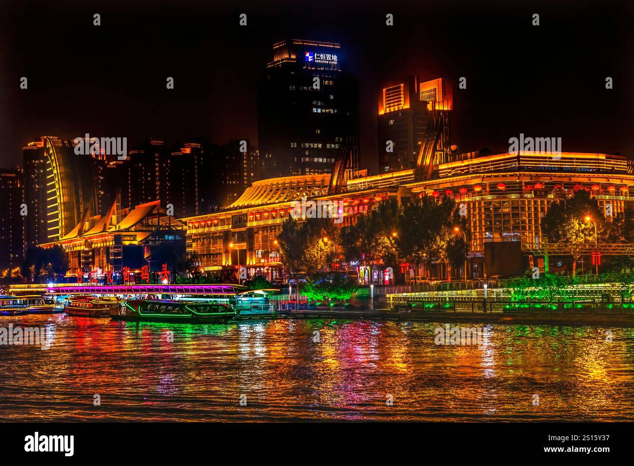 Colorful Cultural Street Temple Tourist Boat Night Illuminated Bridge ...