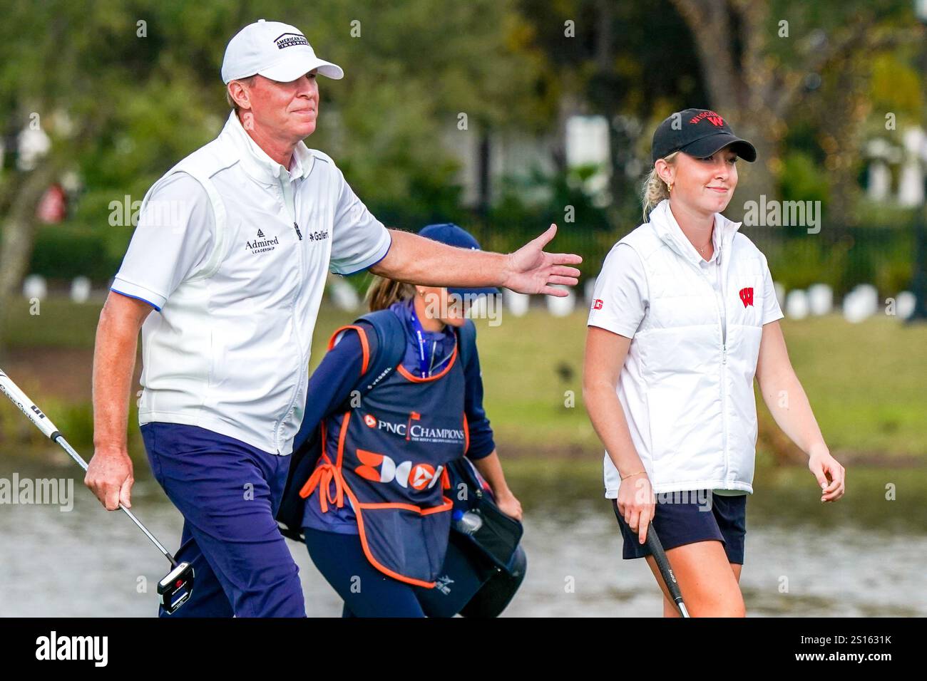 Orlando, Florida, USA. 22nd Dec, 2024. Steve Stricker (R) and daughter ...