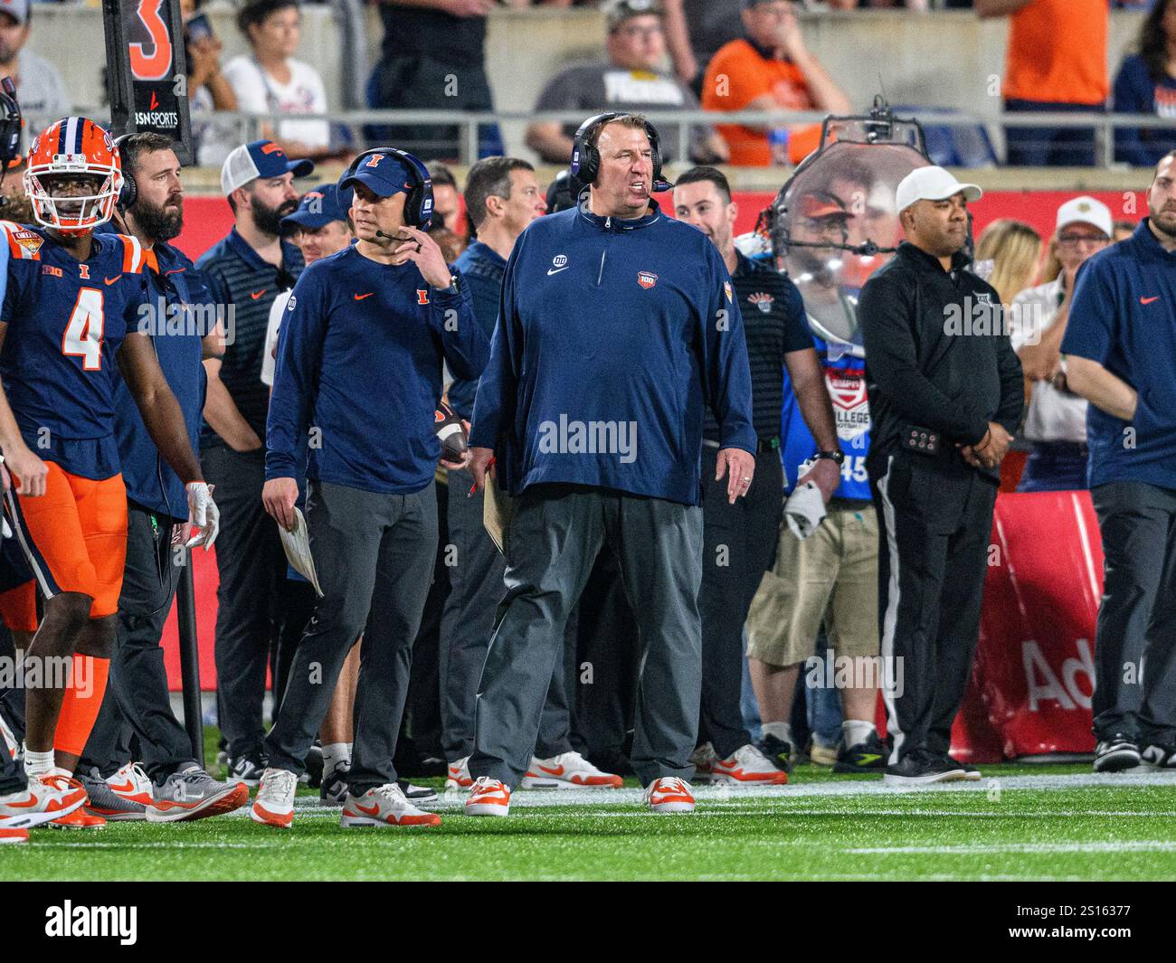 Orlando, FL, USA. 31st Dec, 2024. Illinois Fighting Illini head coach ...