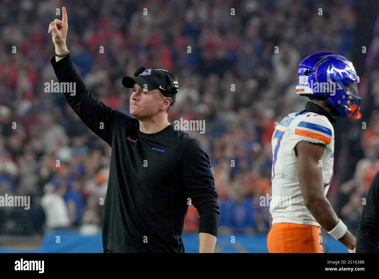 Boise State head coach Spencer Danielson calls a play during the first ...