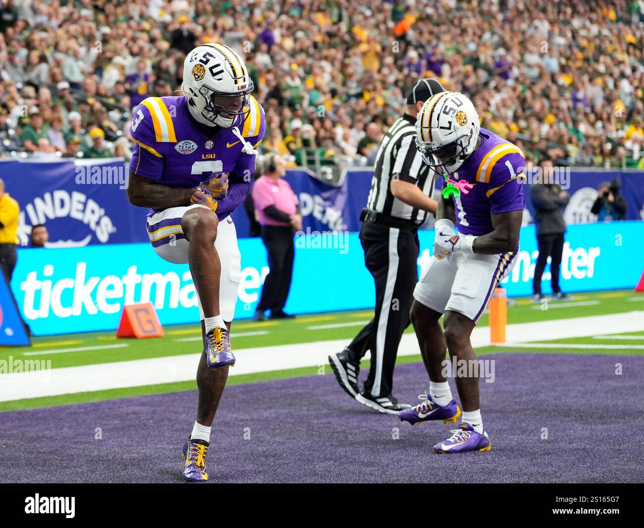 Wide receiver Chris Hilton Jr. (LSU Tigers, #03) reacts in celebration ...