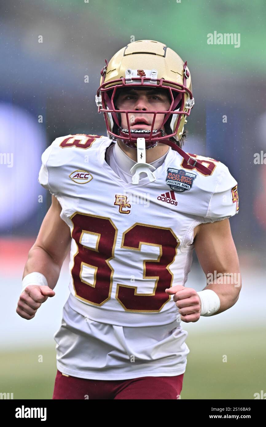 BRONX, NY - DECEMBER 28: Boston College Eagles wide receiver Luke ...