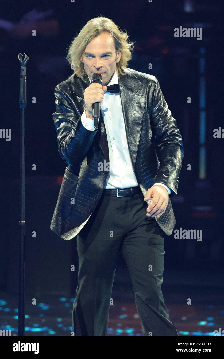 Silvester-Schlagerboom 2025 Die Wunderlichtershow Tim Wilhelm von der ...