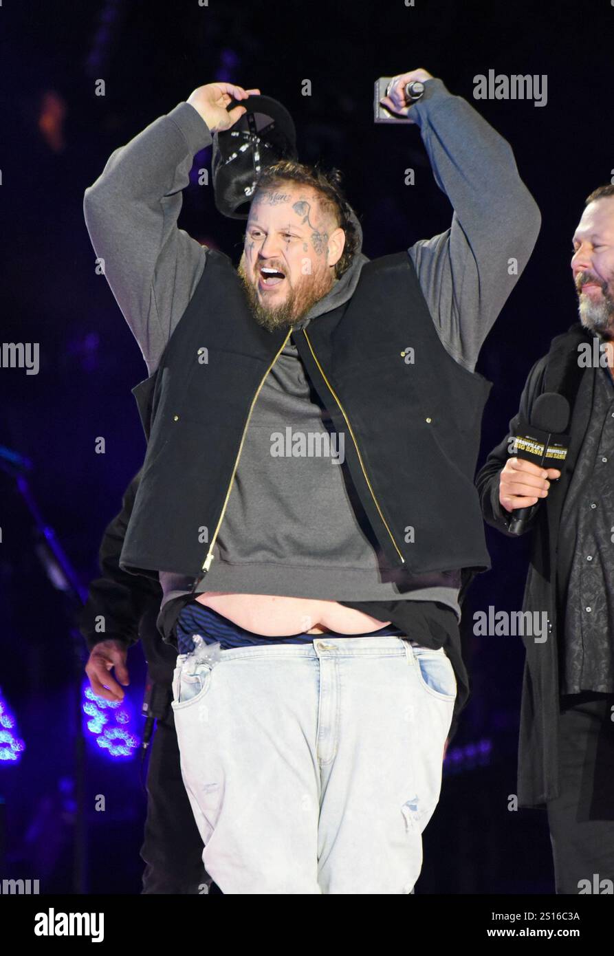 Tn. 31st Dec, 2024. Jelly Roll at a public appearance for New Year's ...