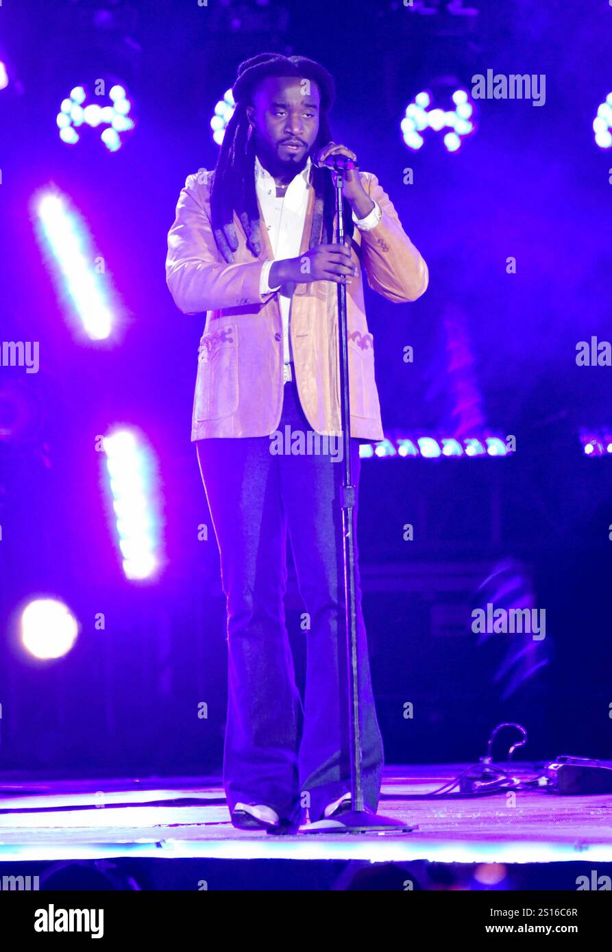 Tn. 31st Dec, 2024. Shaboozey at a public appearance for New Year's Eve ...