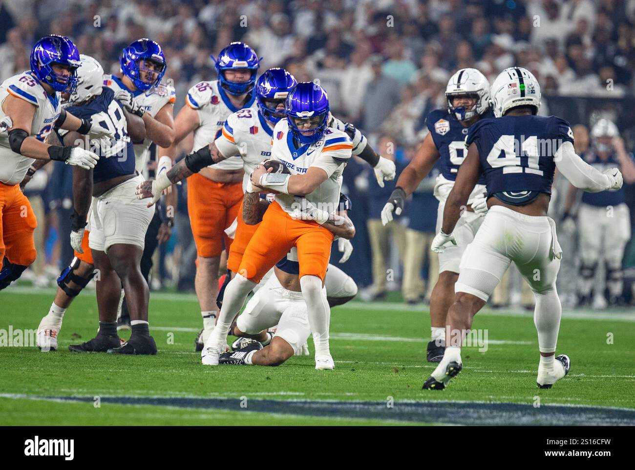 Glendale, Arizona, USA. December 31 2024 Glendale, AZ U.S.A. Boise State quarterback Maddux ...