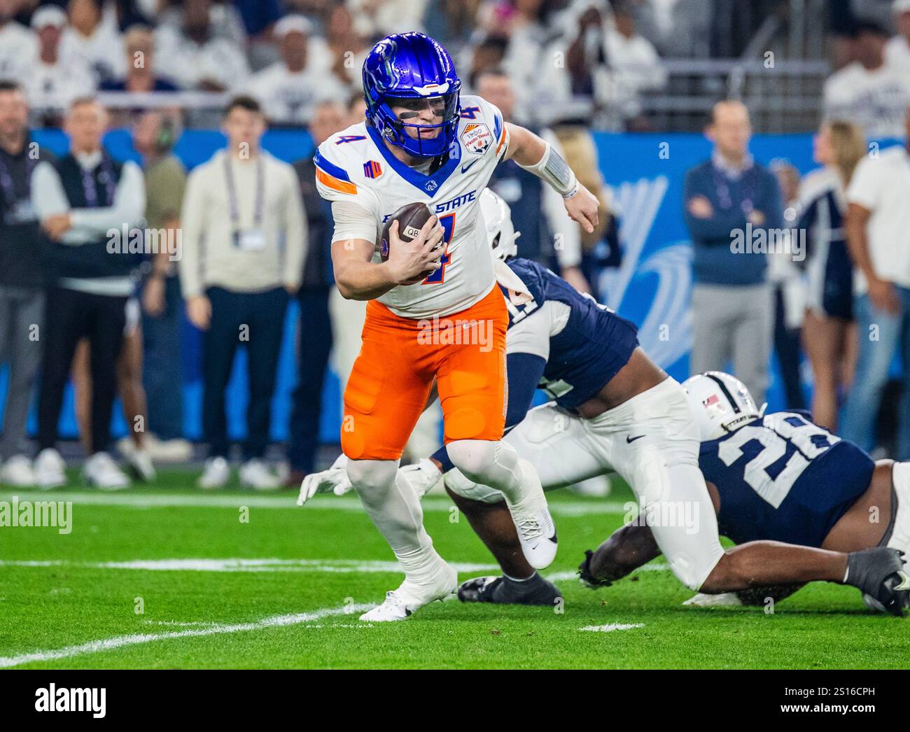 Glendale, Arizona, USA. December 31 2024 Glendale, AZ U.S.A. Boise State quarterback Maddux ...