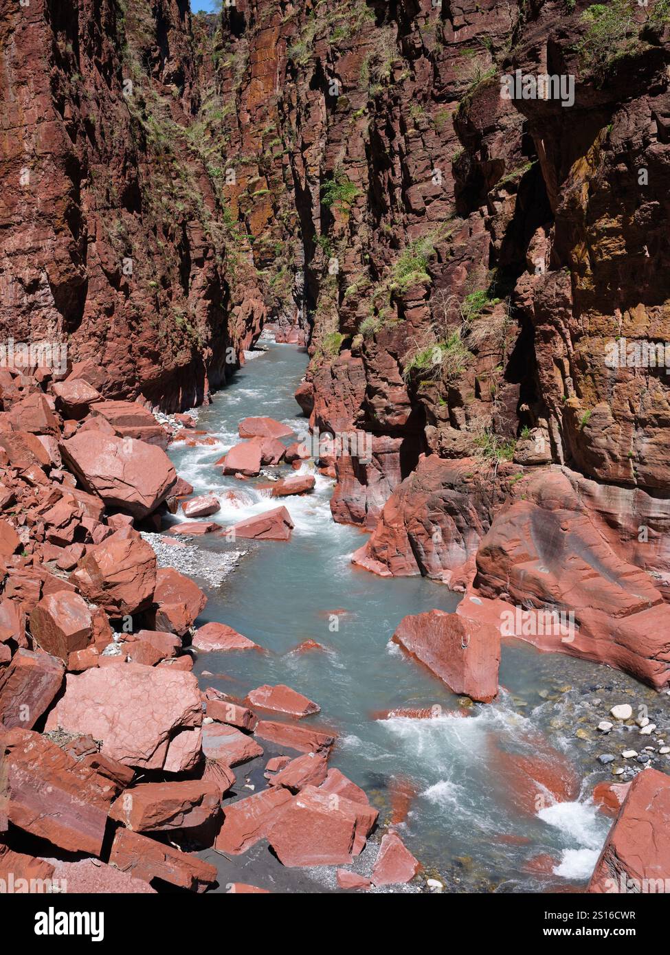 The Var River photographed from the bottom of a deep, narrow gorge ...