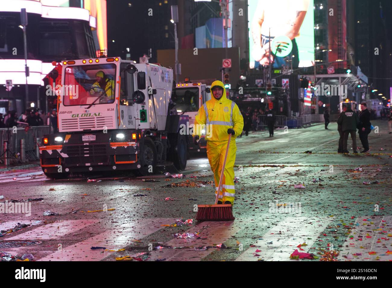 New York, United States. 01st Jan, 2025. Workers of the City of New ...