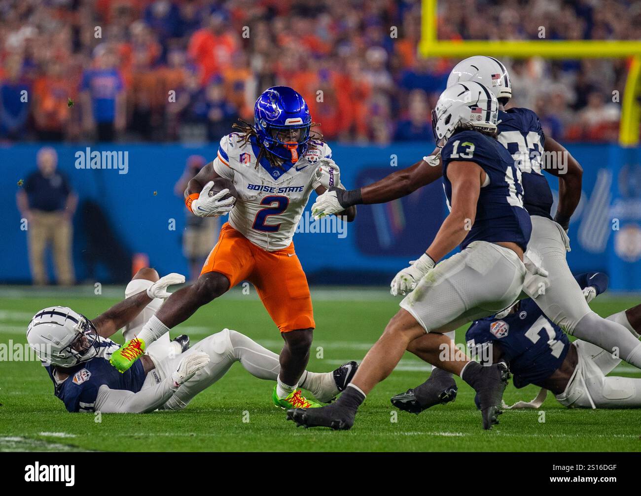 Ashton jeanty hi-res stock photography and images - Alamy