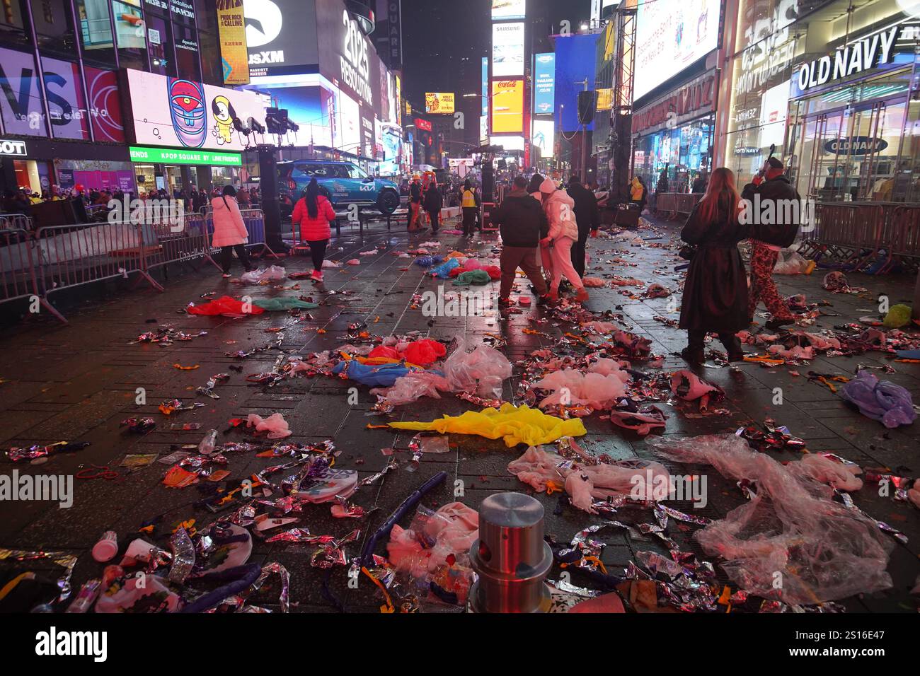 New York, United States. 31st Dec, 2024. Confetti and discarded debris ...