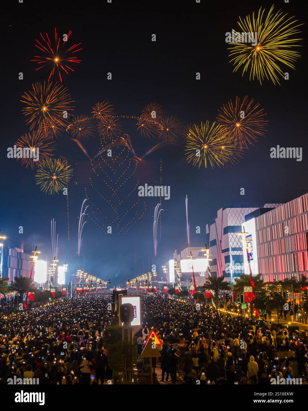 NEW YEAR CELEBRATIONS IN DOHA Fireworks and drone show light up the ...