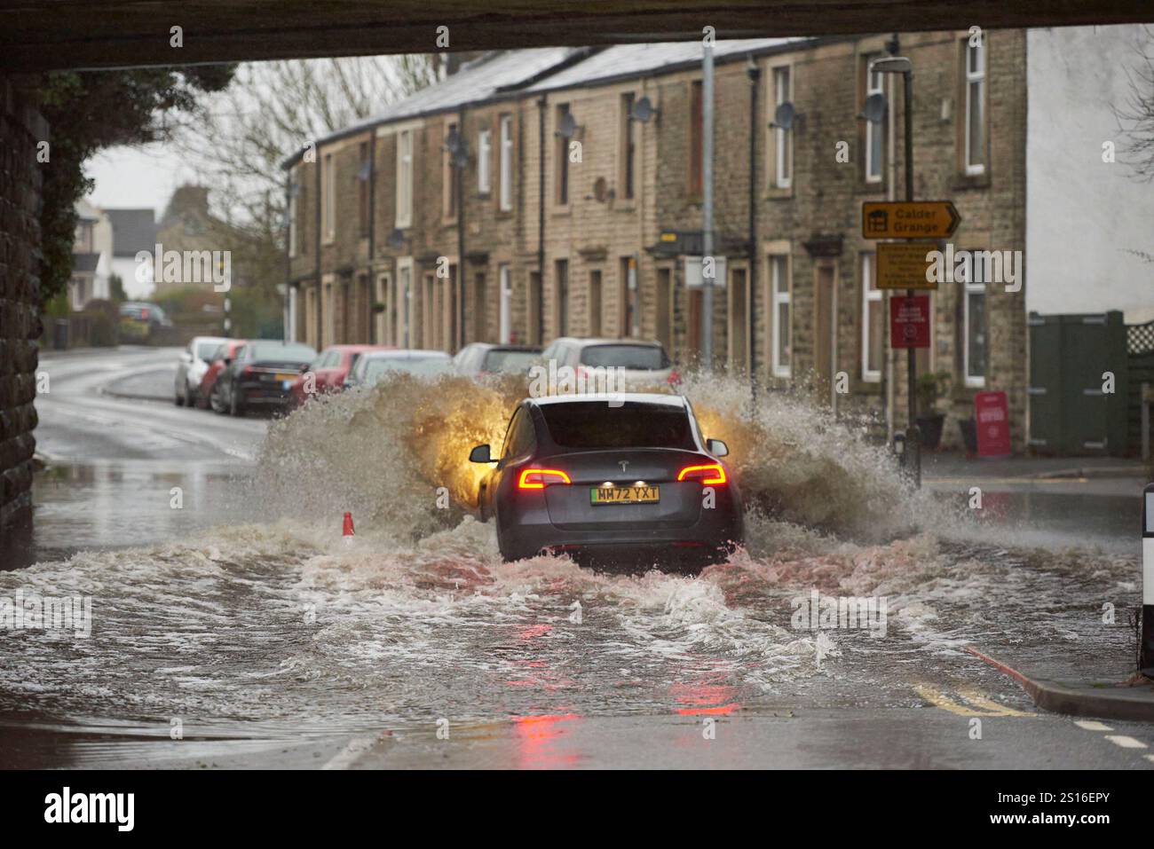 Billington, Whalley, Lancashire, UK. 1st January 2025. Cars drive ...