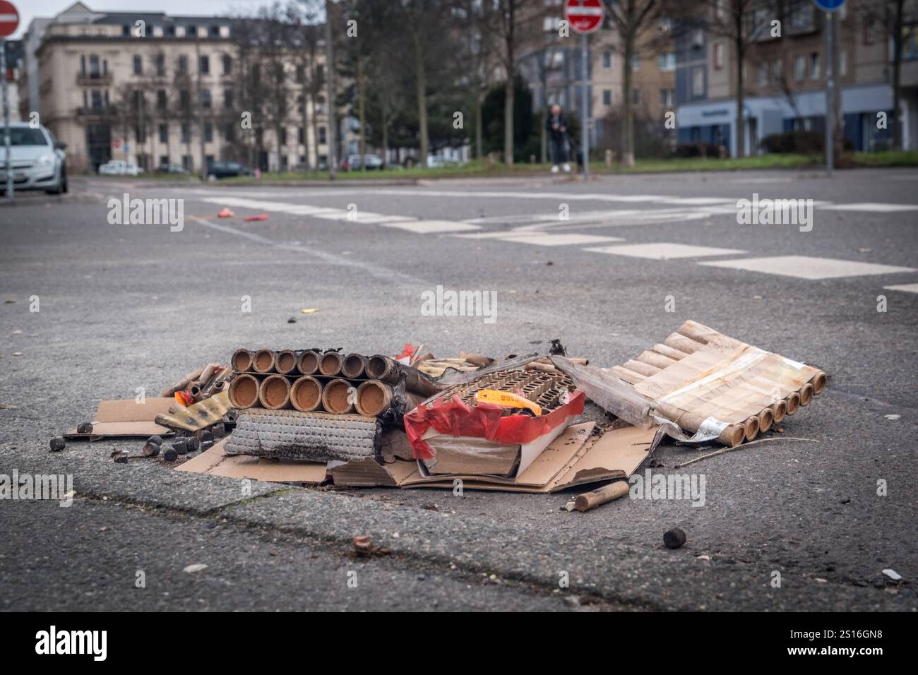 Feuerwerkt sieht schön aus, die Reste davon weniger. Am Neujahrsmorgen ...
