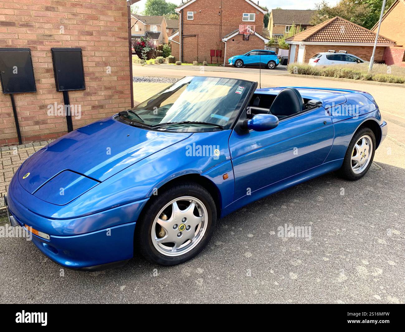 Lotus Elan M100 sports car painted blue Pacific colour British cars old ...