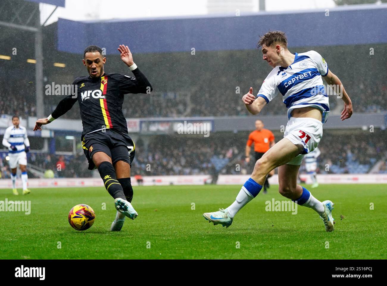 Queens Park Rangers' Kieran Morgan (right) and Watford's Thomas Ince ...