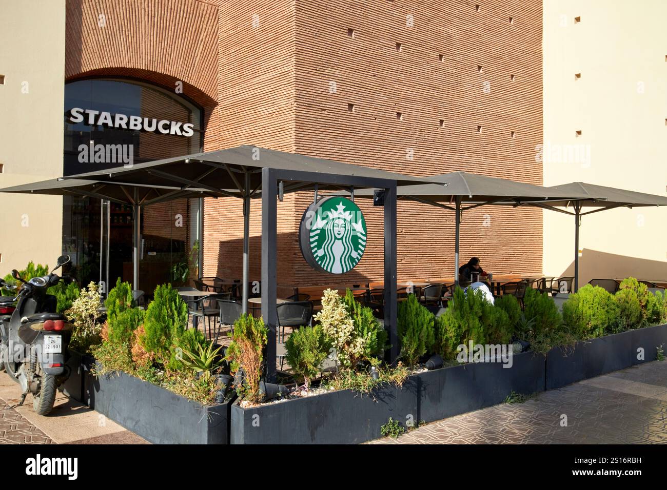 starbucks coffee shop western fast food restaurant branch gueliz ...