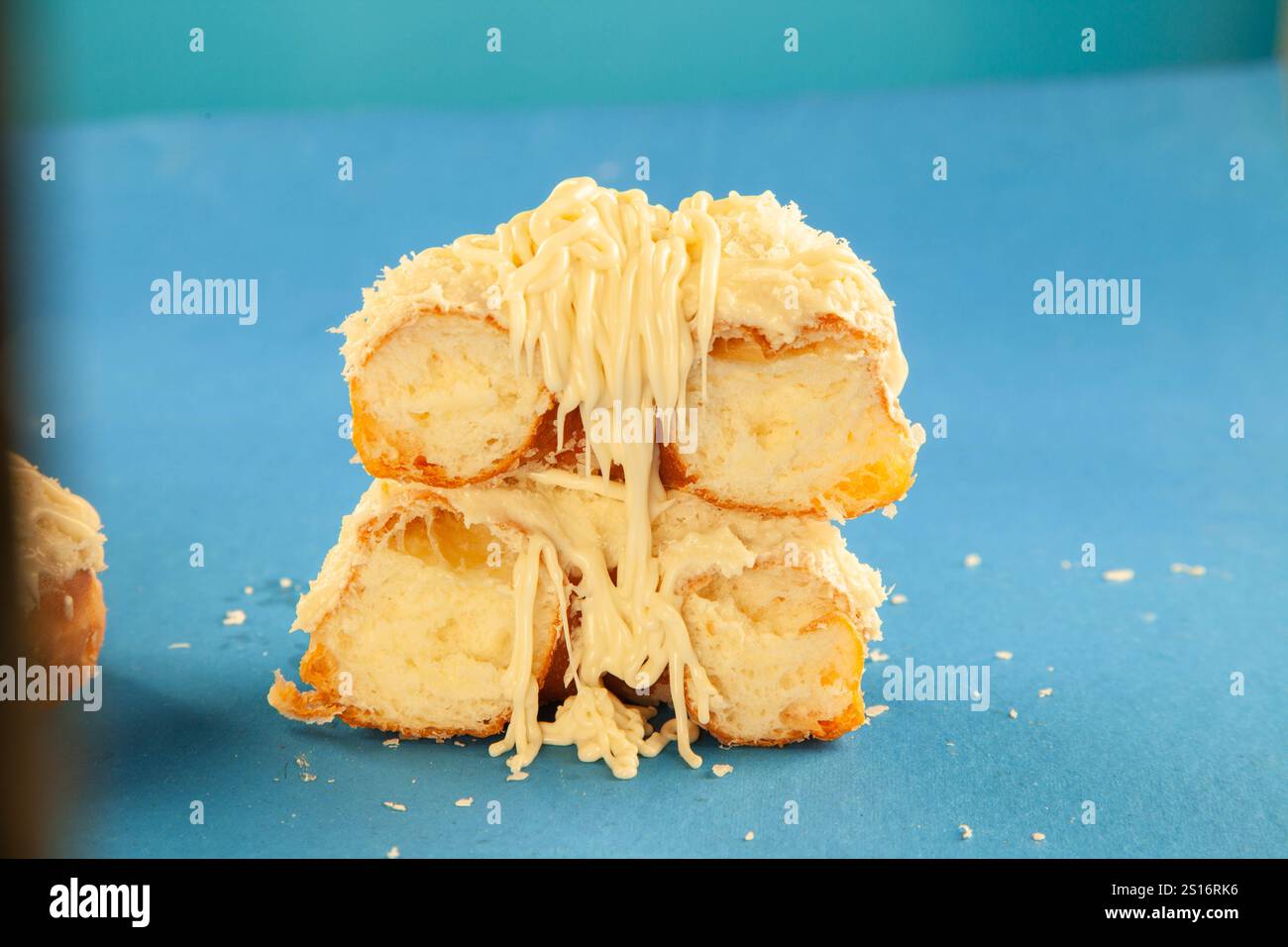 White chocolate brioche donut hi-res stock photography and images - Alamy