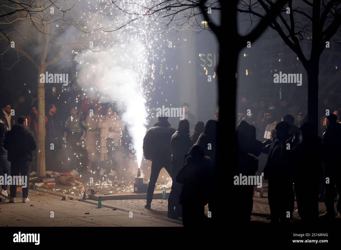 Jahreswechsel in Köln: An Silvester besteht zwar rund um den Kölner Dom ...
