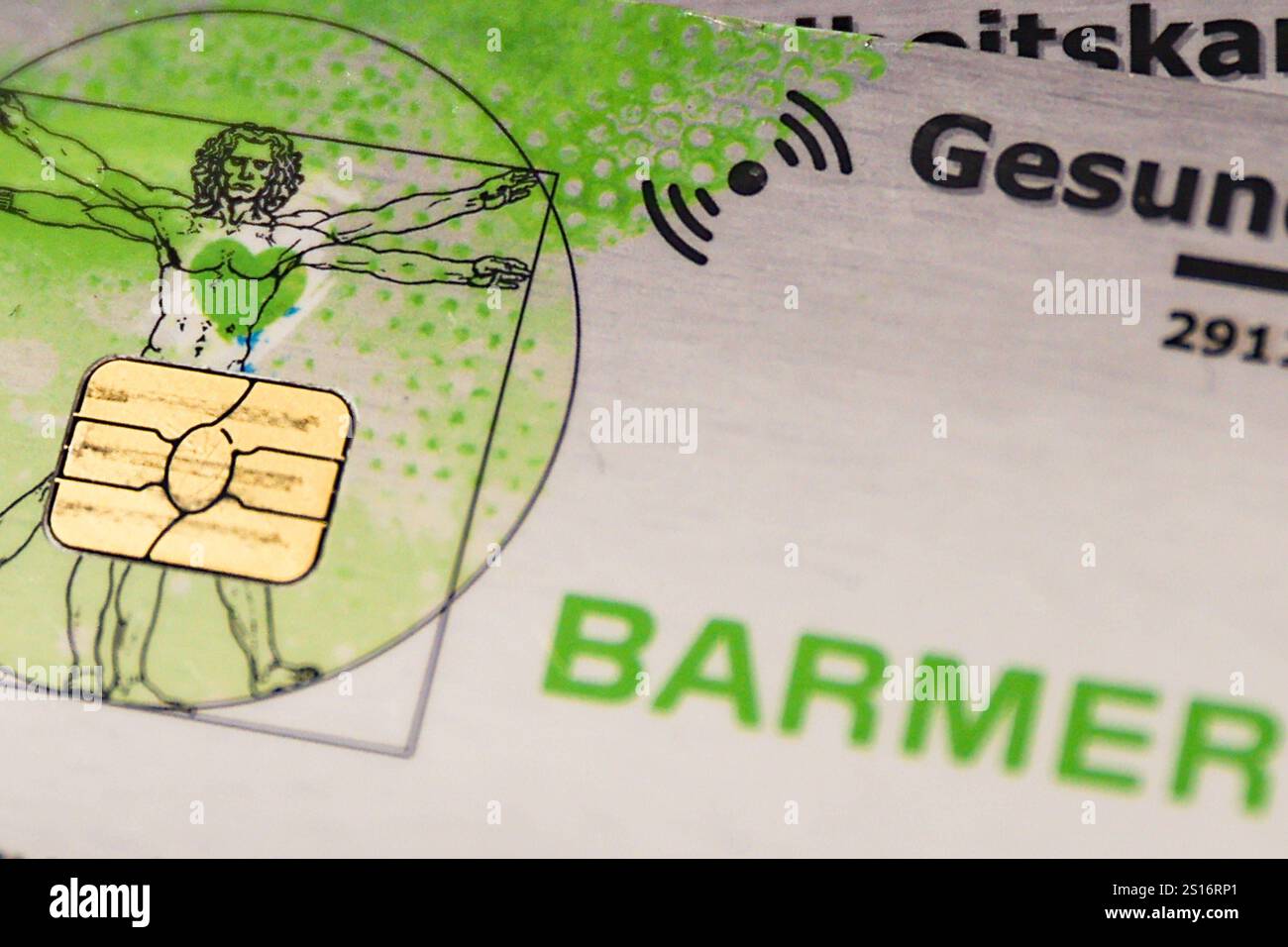 Krankenkassen erhöhen Beiträge Eine Elektronische Gesundheitskarte der ...