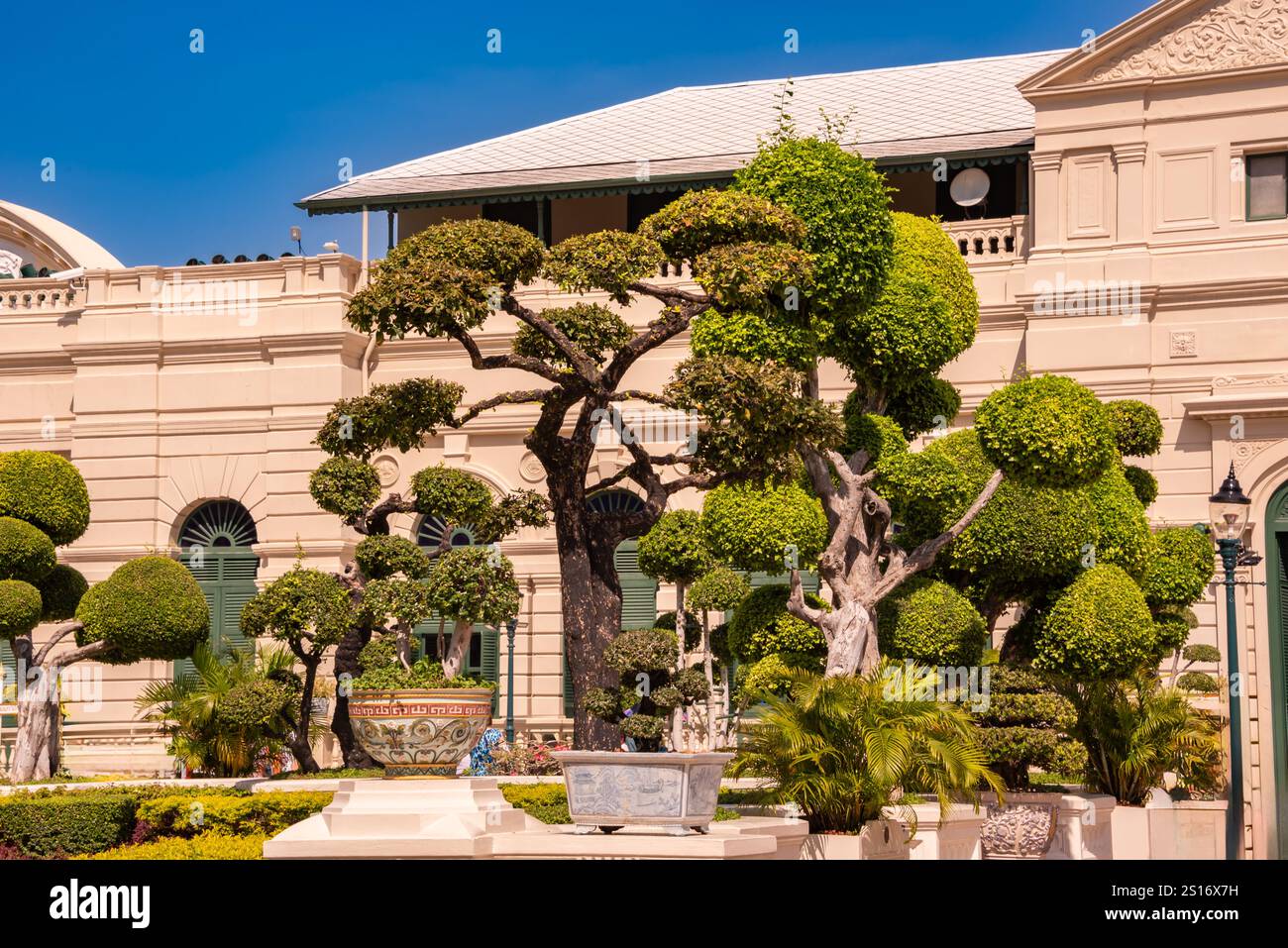 Royal palace in Bangkok, Thailand. Traditional asian architecture Stock ...