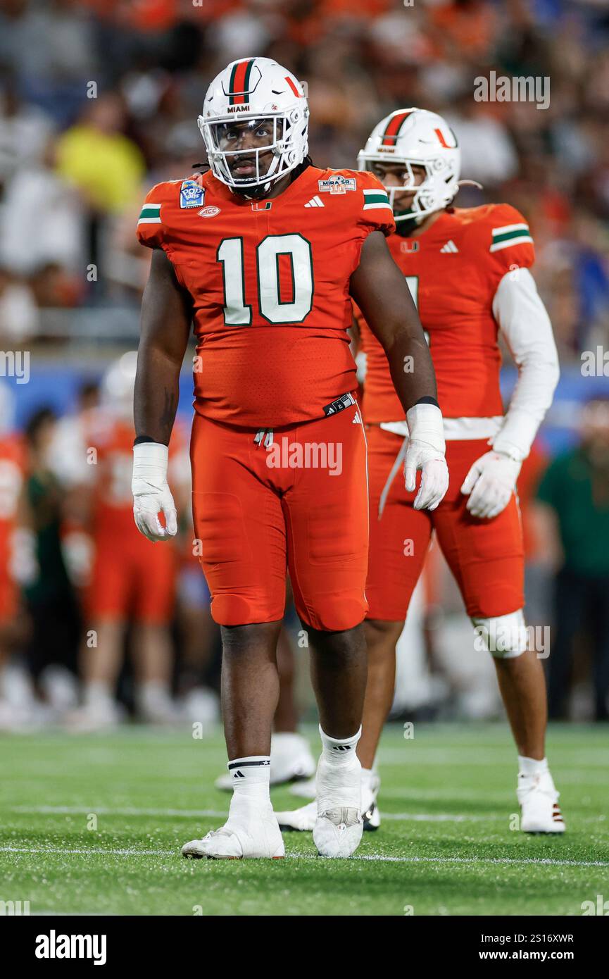 ORLANDO, FL - DECEMBER 28: Miami Hurricanes defensive lineman Simeon ...